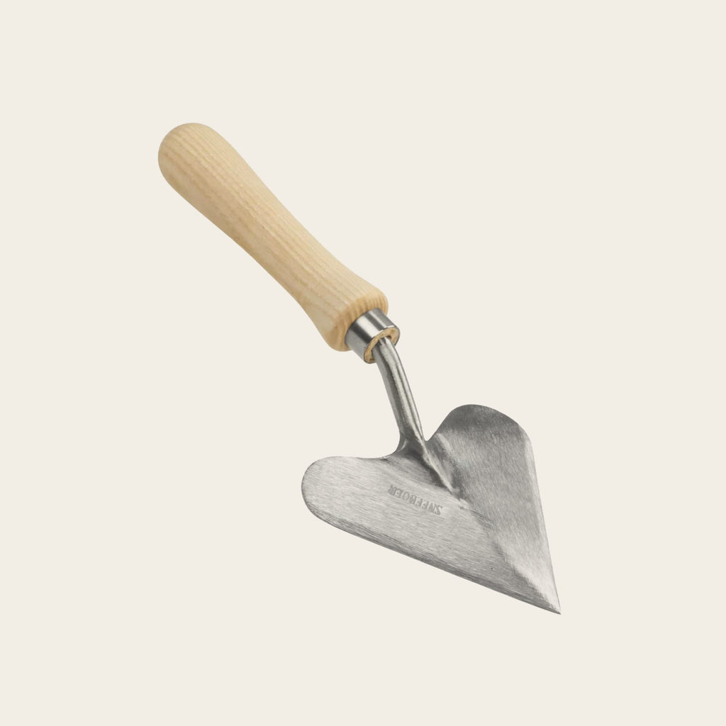 Sneeboer Heart-Shaped Trowel – Pots & Pithoi